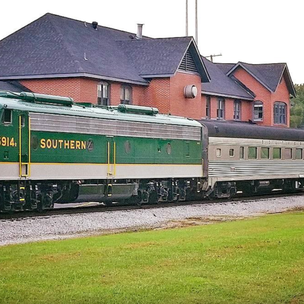 Southern Railway 6914 | Tennessee Valley Railroad