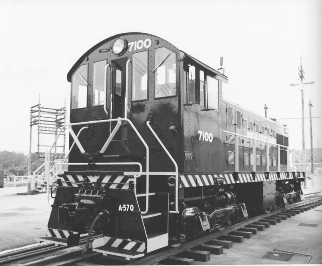 U.S. Army 7100 Locomotive | TVRM