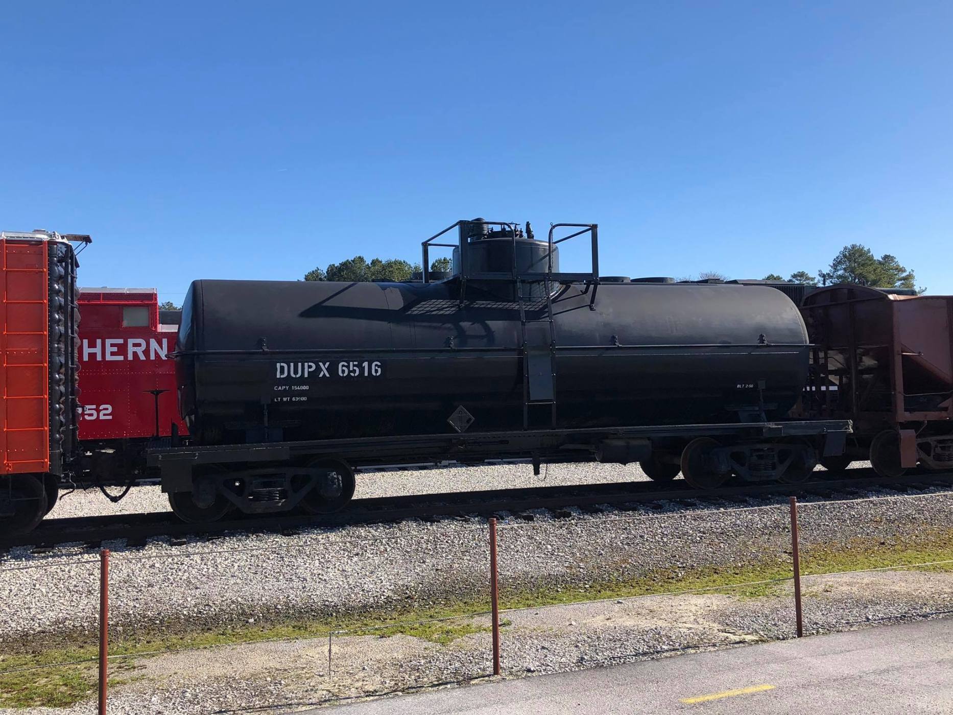 1956 DuPont Tank Car: Icon of Rail-Industry Collaboration