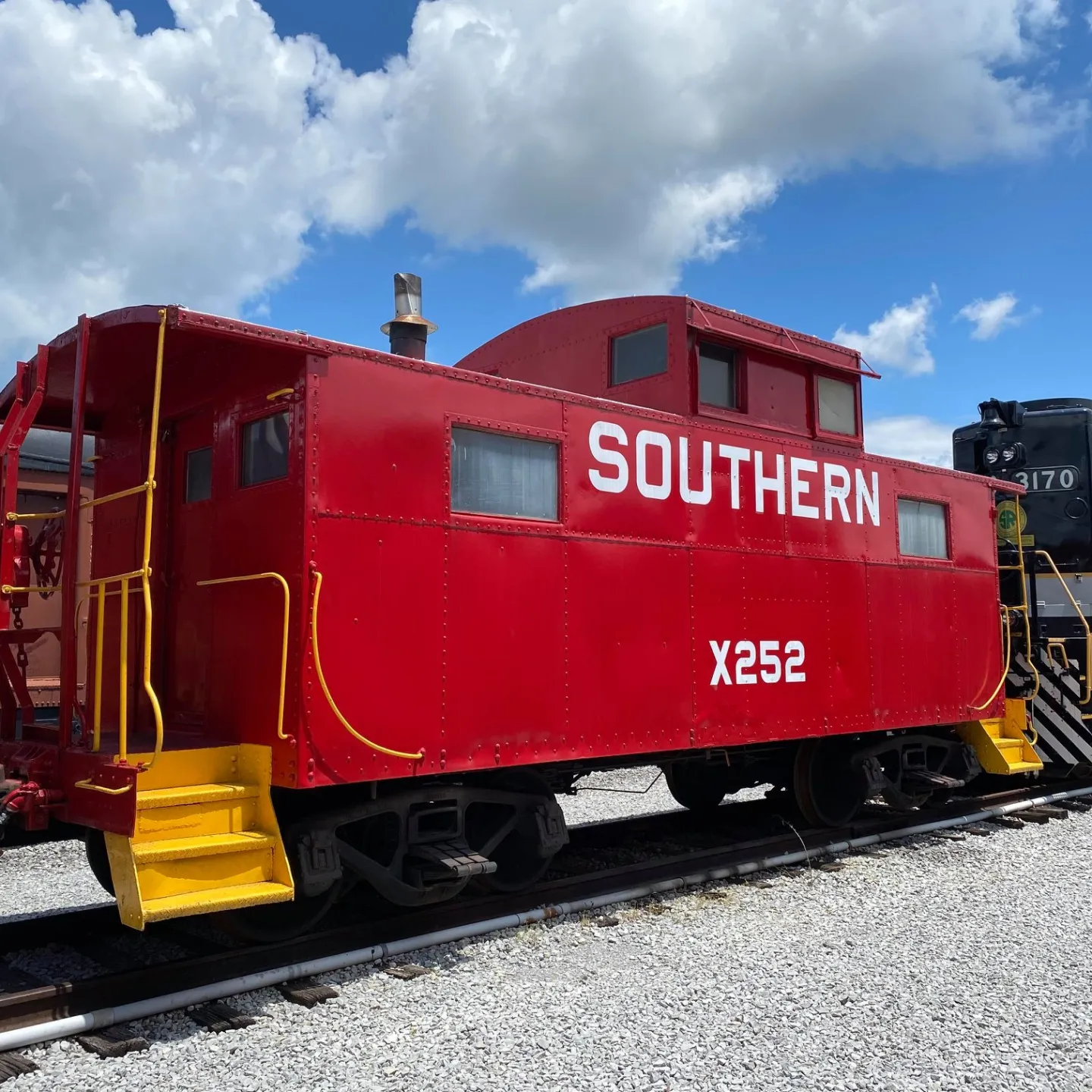 Southern Railway X252 Caboose | Tennessee Valley Railroad Museum