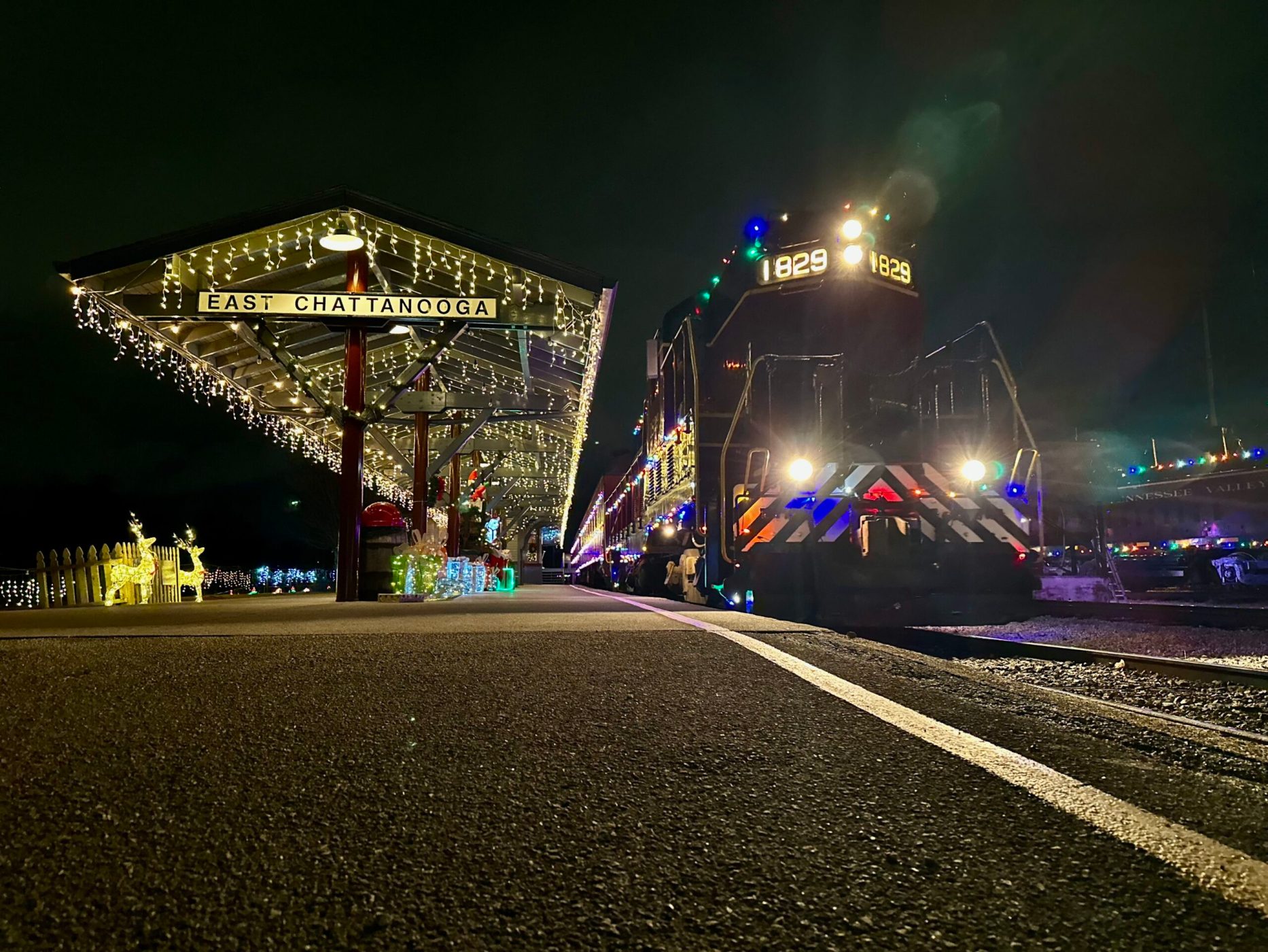 Chattanooga Train Adventure: Aboard the Historic Diesel #1829